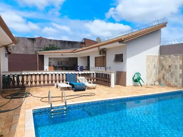 Casa / Sobrado para Venda em Bauru/SP Vila Industrial 5 Quartos