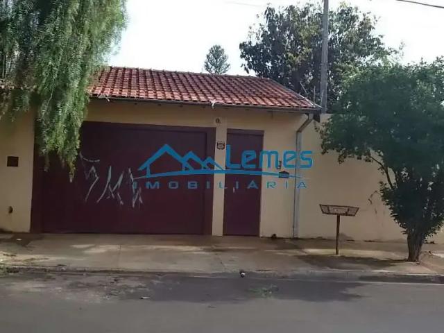 Casa / Sobrado para Venda em Bauru/SP Vila Industrial 2 Quartos