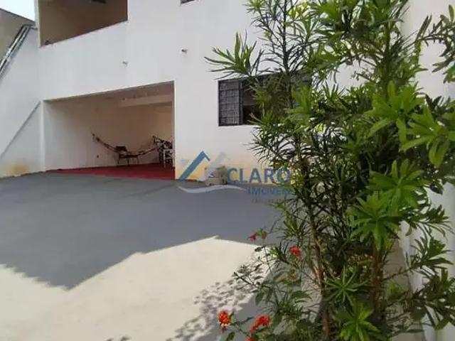 Casa / Sobrado para Venda em Bauru/SP Vila Industrial 3 Quartos