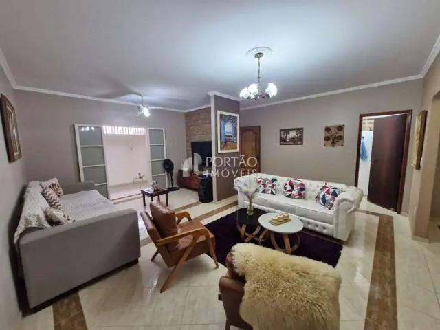 Casa / Sobrado para Venda em Bauru/SP Vila Industrial 3 Quartos