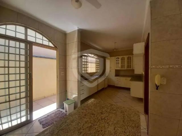 Casa / Sobrado para Venda em Bauru/SP Vila Nova Cidade Universitária 3 Quartos