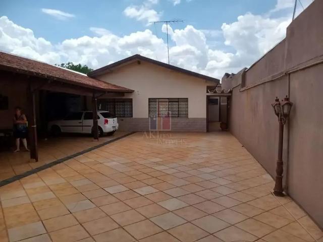 Casa / Sobrado para Venda em Bauru/SP Vila Souto 3 Quartos