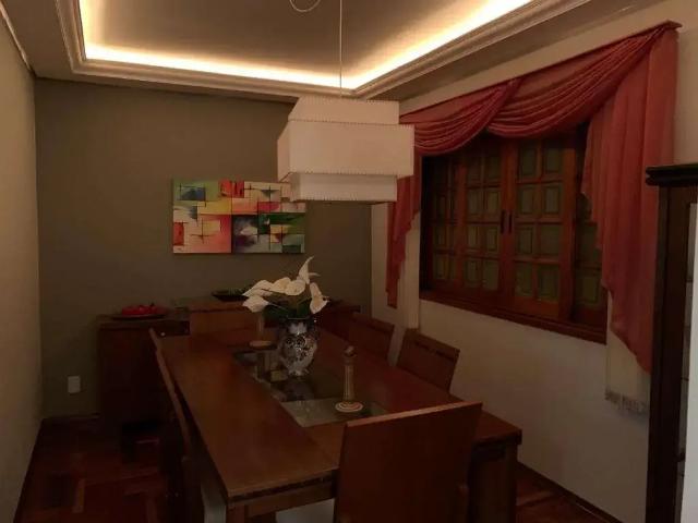 Casa / Sobrado para Venda em Bauru/SP Vila Serrão 5 Quartos