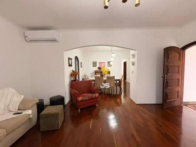 Casa / Sobrado para Venda em Bauru/SP Vila Pacífico 4 Quartos
