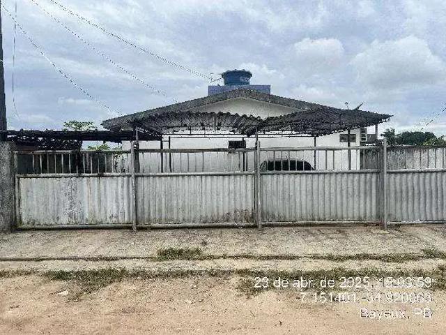 Casa / Sobrado para Venda em Bayeux/PB Comercial Norte 2 Quartos