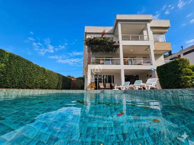 Casa / Sobrado para Venda em Bento Gonçalves/RS Vale dos Vinhedos Distrito 4 Quartos