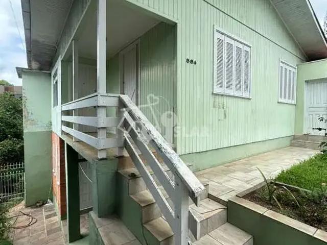 Casa / Sobrado para Venda em Bento Gonçalves/RS Centro 4 Quartos