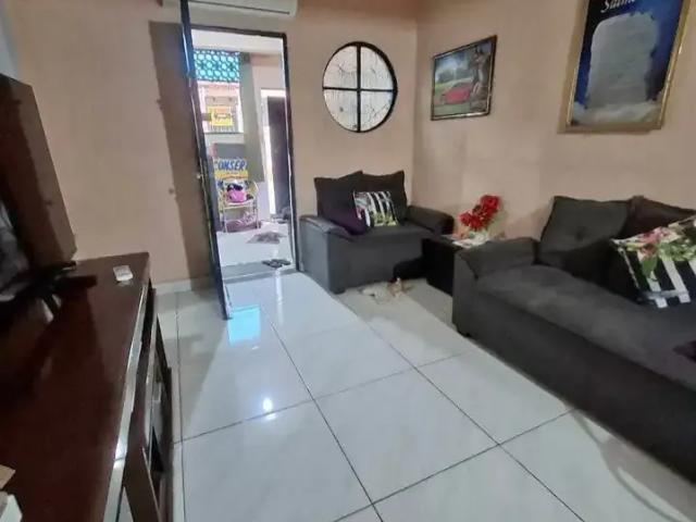 Casa / Sobrado para Venda em Belém/PA Curió Utinga 2 Quartos