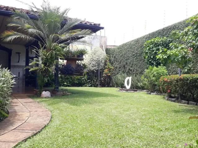 Casa / Sobrado para Venda em Belém/PA Cidade Velha 5 Quartos