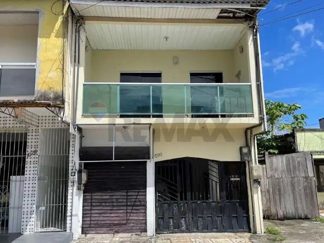 Casa / Sobrado para Venda em Belém/PA Cruzeiro Icoaraci 4 Quartos