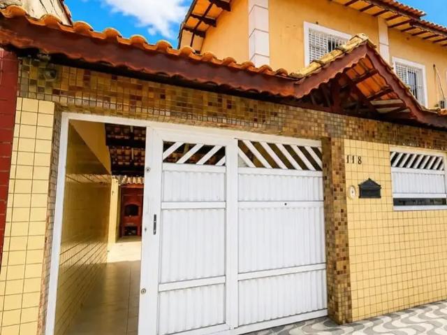 Casa / Sobrado para Venda em Belém/PA Pedreira 5 Quartos