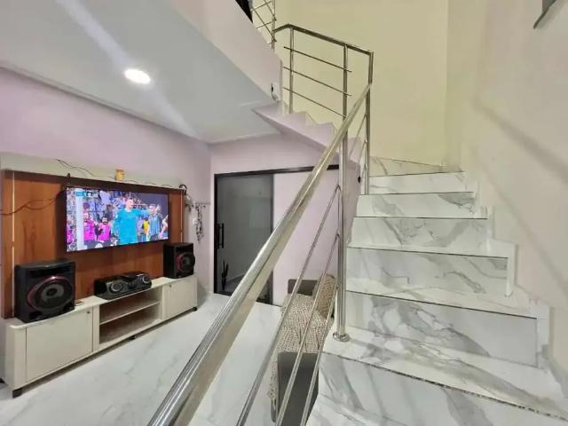 Casa / Sobrado para Venda em Belém/PA Sacramenta 3 Quartos