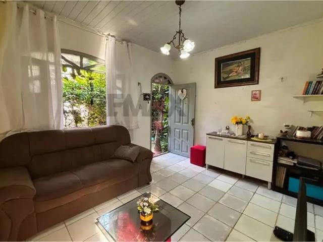 Casa / Sobrado para Venda em Belém/PA Sacramenta 2 Quartos