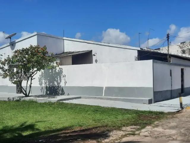 Casa / Sobrado para Venda em Belém/PA Souza 3 Quartos