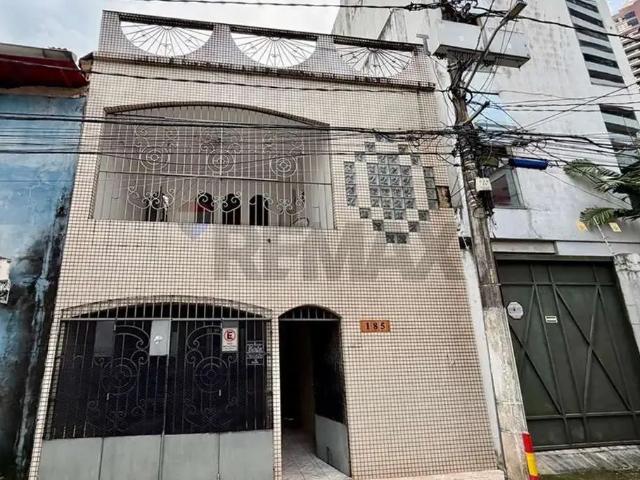 Casa / Sobrado para Venda em Belém/PA Umarizal 5 Quartos