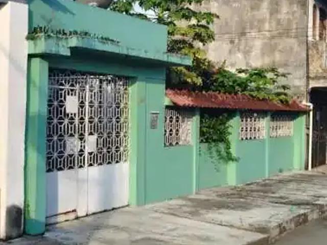 Casa / Sobrado para Venda em Belém/PA Val de Cães 2 Quartos