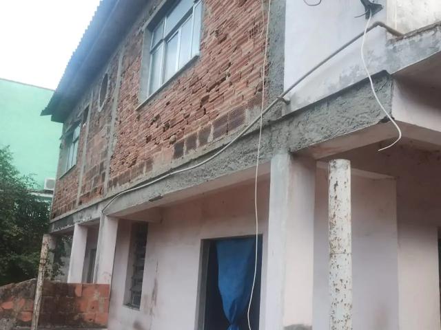Casa / Sobrado para Venda em Belford Roxo/RJ Centro 4 Quartos