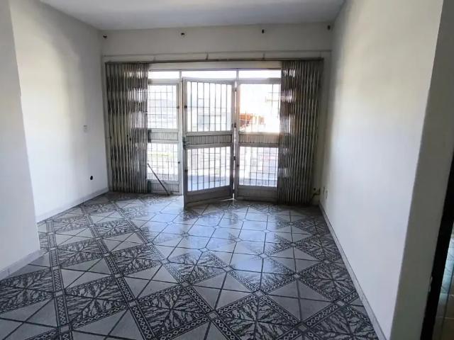 Casa / Sobrado para Venda em Belford Roxo/RJ Heliópolis 4 Quartos