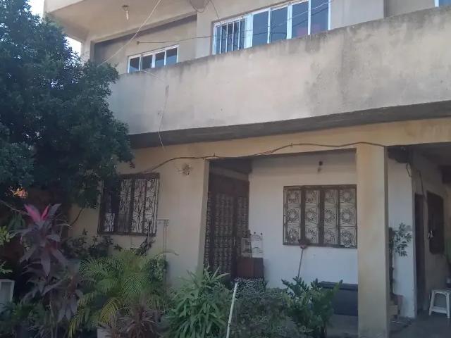 Casa / Sobrado para Venda em Belford Roxo/RJ Peixoto 4 Quartos