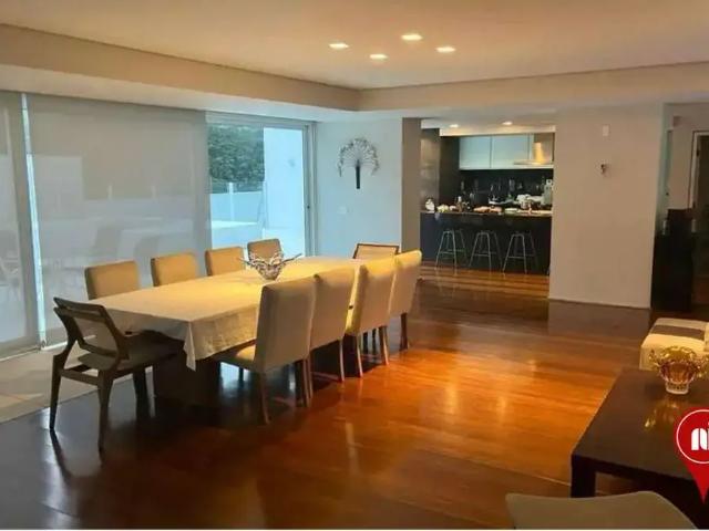 Casa / Sobrado para Venda em Belo Horizonte/MG Mangabeiras 4 Quartos