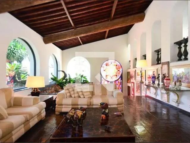 Casa / Sobrado para Venda em Belo Horizonte/MG Mangabeiras 5 Quartos