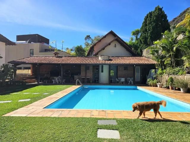 Casa / Sobrado para Venda em Belo Horizonte/MG Mangabeiras 6 Quartos