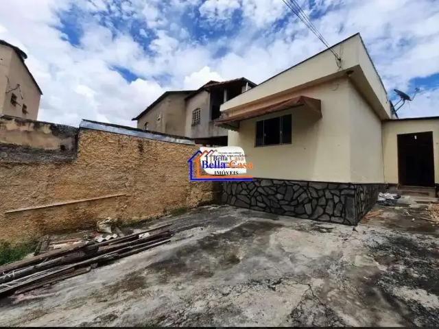 Casa / Sobrado para Venda em Belo Horizonte/MG Mantiqueira 2 Quartos