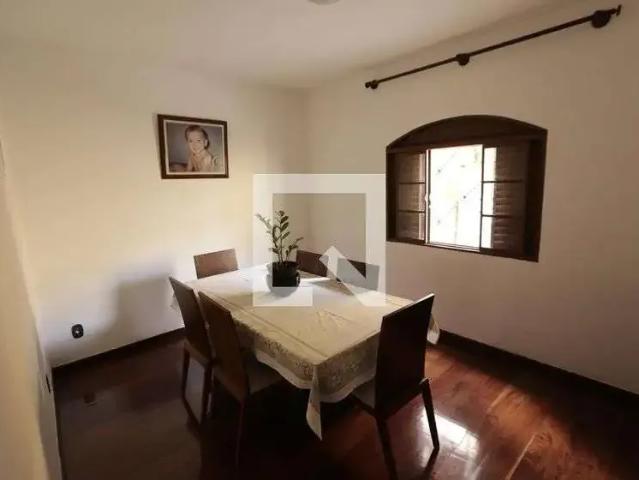 Casa / Sobrado para Venda em Belo Horizonte/MG Milionários 3 Quartos
