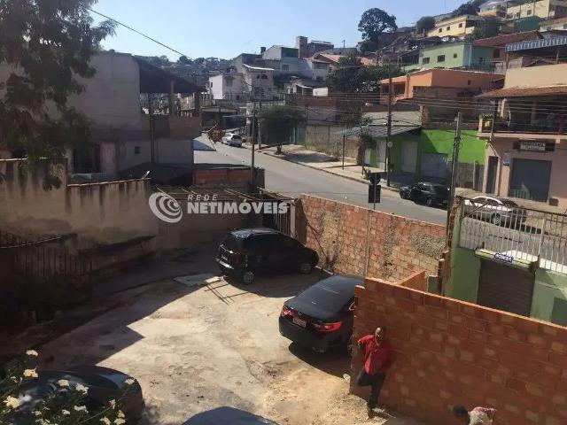 Casa / Sobrado para Venda em Belo Horizonte/MG Nazaré 3 Quartos