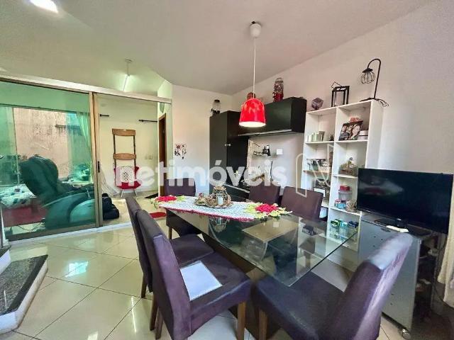 Casa / Sobrado para Venda em Belo Horizonte/MG Novo Glória 3 Quartos
