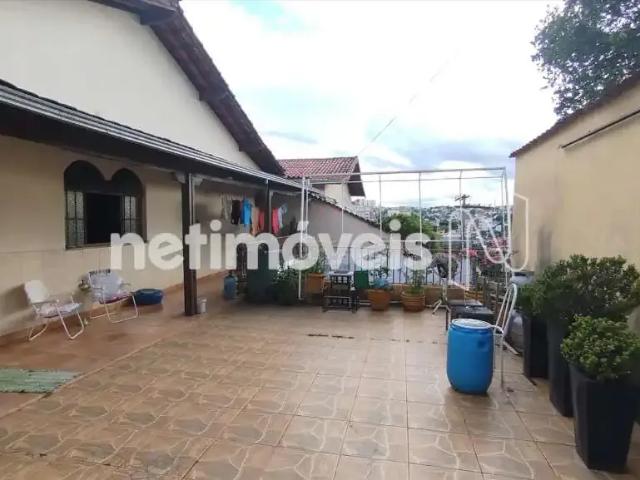 Casa / Sobrado para Venda em Belo Horizonte/MG Nova Barroca 3 Quartos