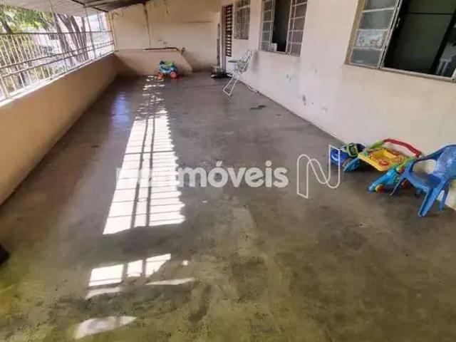 Casa / Sobrado para Venda em Belo Horizonte/MG Nova Barroca 3 Quartos