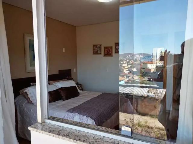 Casa / Sobrado para Venda em Belo Horizonte/MG Nova Gameleira