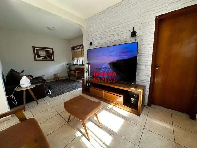 Casa / Sobrado para Venda em Belo Horizonte/MG Nova Granada 5 Quartos