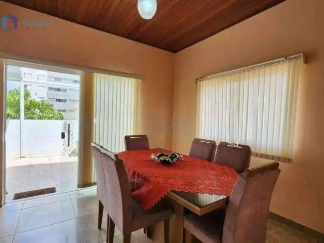 Casa / Sobrado para Venda em Belo Horizonte/MG Nova Granada 5 Quartos