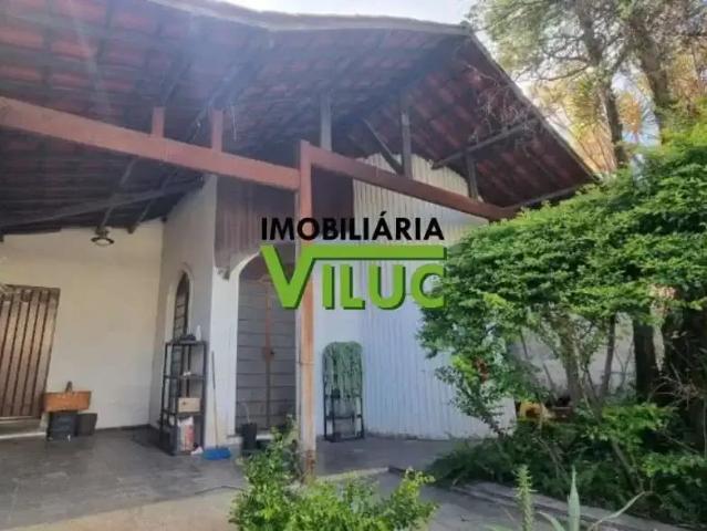Casa / Sobrado para Venda em Belo Horizonte/MG Ouro Preto 3 Quartos