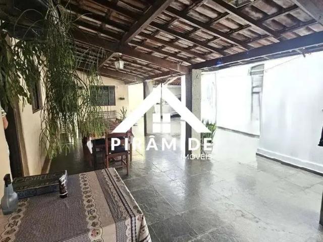 Casa / Sobrado para Venda em Belo Horizonte/MG Ouro Preto 3 Quartos