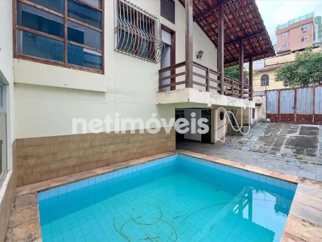 Casa / Sobrado para Venda em Belo Horizonte/MG Ouro Preto 4 Quartos