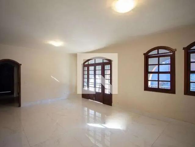 Casa / Sobrado para Venda em Belo Horizonte/MG Ouro Preto 6 Quartos