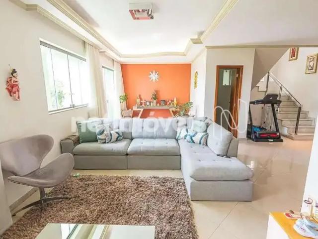Casa / Sobrado para Venda em Belo Horizonte/MG Alípio de Melo 3 Quartos