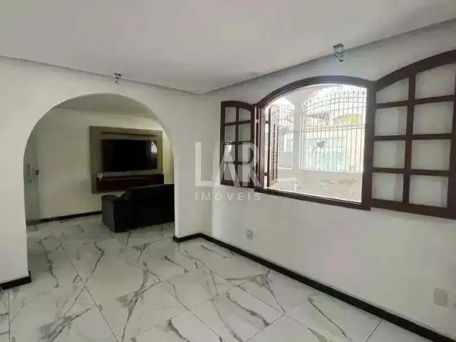 Casa / Sobrado para Venda em Belo Horizonte/MG Alípio de Melo 4 Quartos