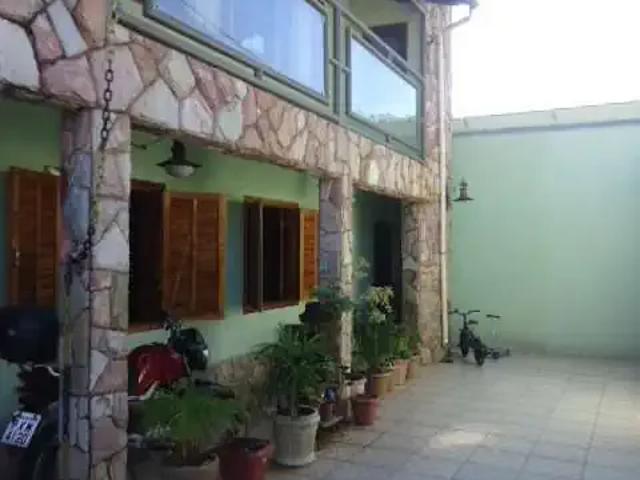 Casa / Sobrado para Venda em Belo Horizonte/MG Alípio de Melo 4 Quartos