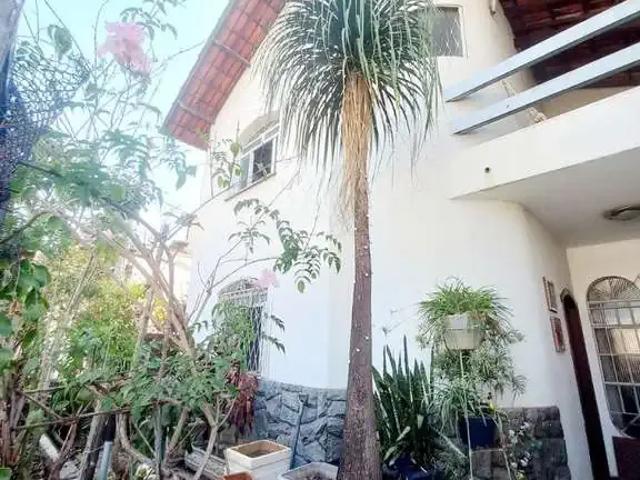 Casa / Sobrado para Venda em Belo Horizonte/MG Alípio de Melo 5 Quartos