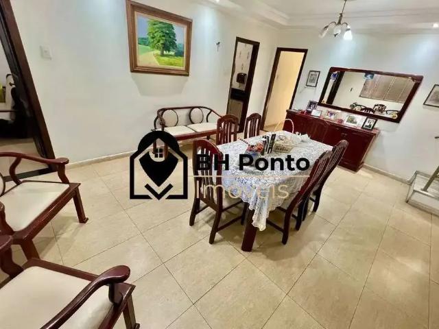 Casa / Sobrado para Venda em Belo Horizonte/MG Alípio de Melo 6 Quartos
