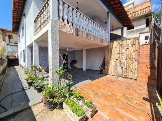 Casa / Sobrado para Venda em Belo Horizonte/MG Alto Caiçaras 4 Quartos