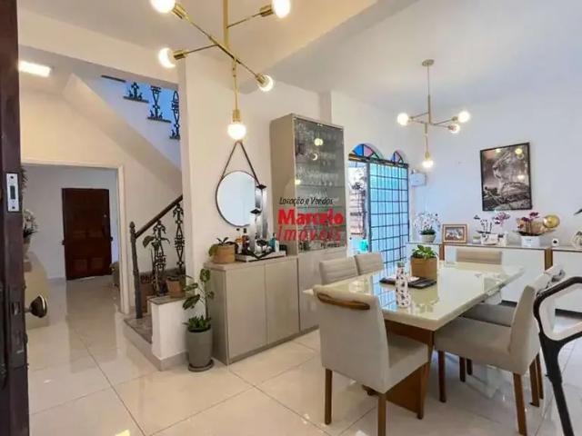Casa / Sobrado para Venda em Belo Horizonte/MG Alto Barroca 5 Quartos
