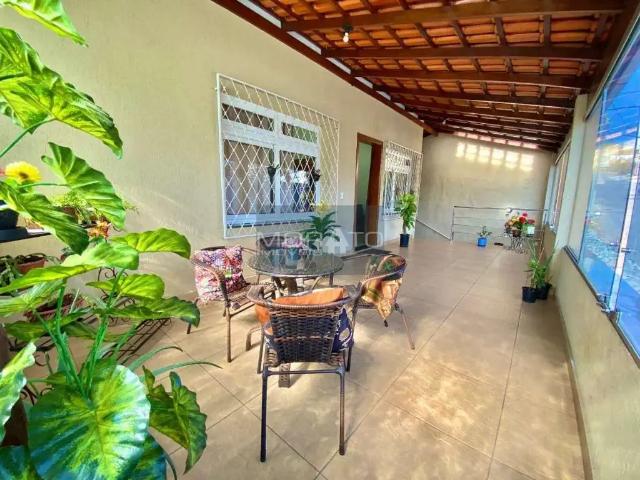 Casa / Sobrado para Venda em Belo Horizonte/MG Alto dos Pinheiros 4 Quartos