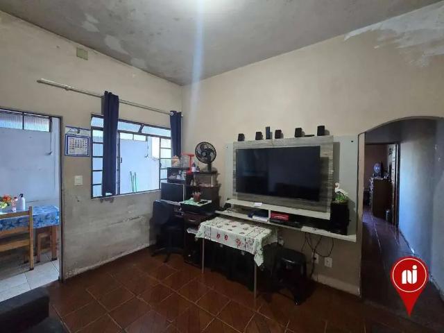 Casa / Sobrado para Venda em Belo Horizonte/MG Alto dos Pinheiros 2 Quartos