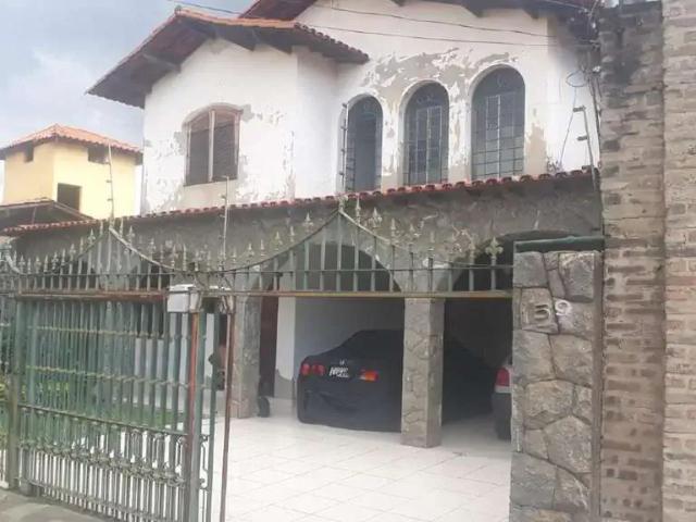 Casa / Sobrado para Venda em Belo Horizonte/MG Álvaro Camargos 4 Quartos