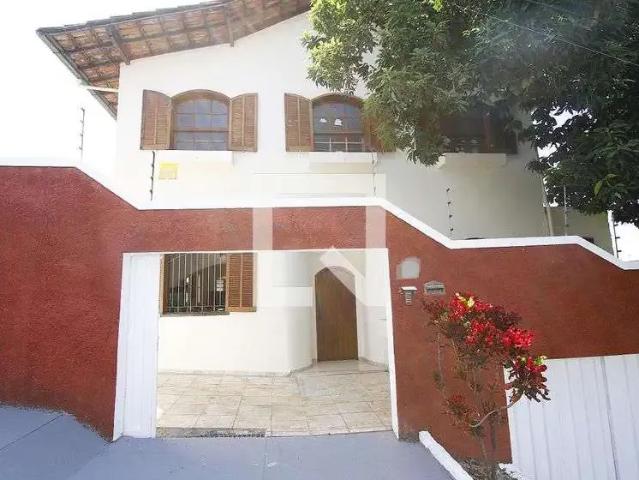 Casa / Sobrado para Venda em Belo Horizonte/MG Álvaro Camargos 4 Quartos